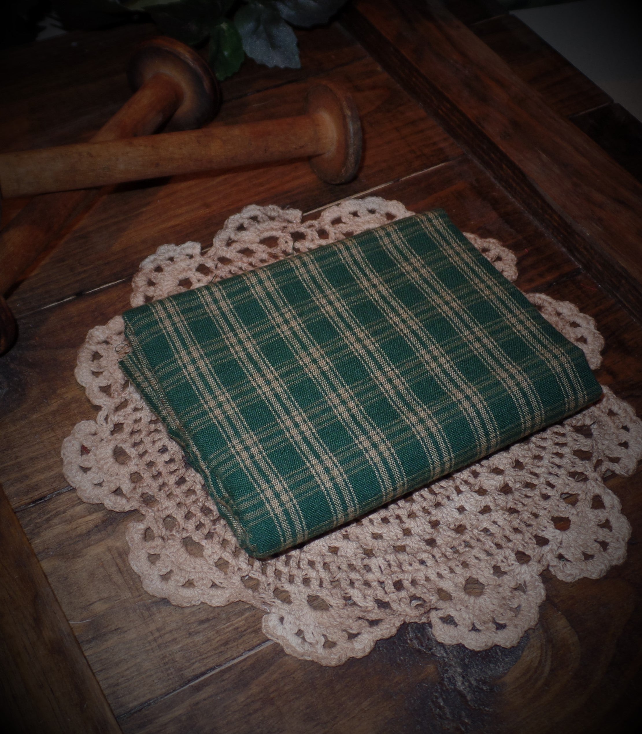 Forest Green Sturbridge Check Homespun Fabric~ – The Olde Sap Bucket